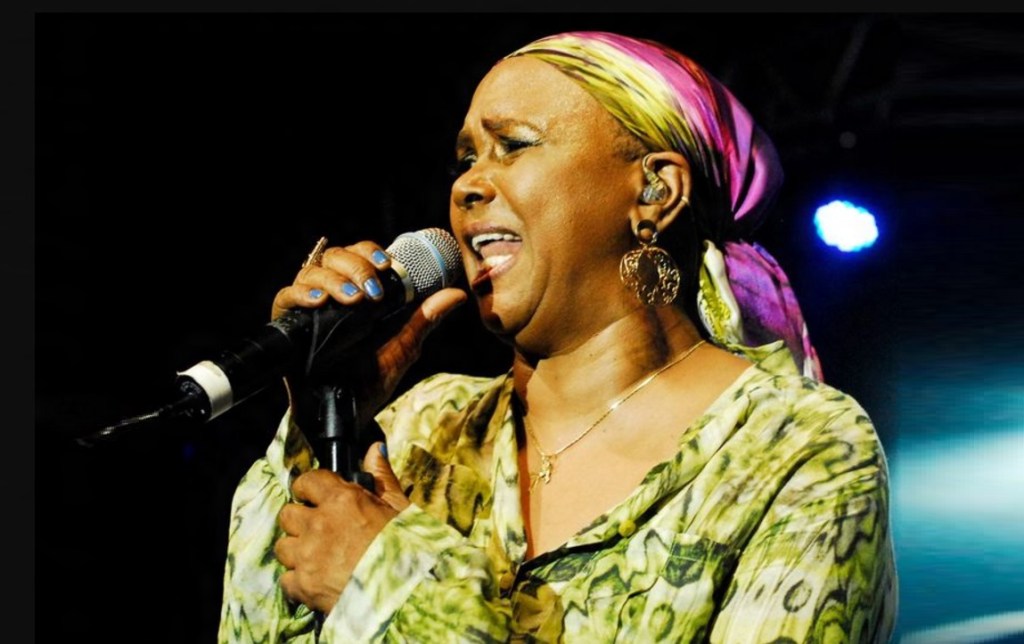 Sandra de Sá • 27 de Agosto de 1955 • Biografia – Rede Sampaio